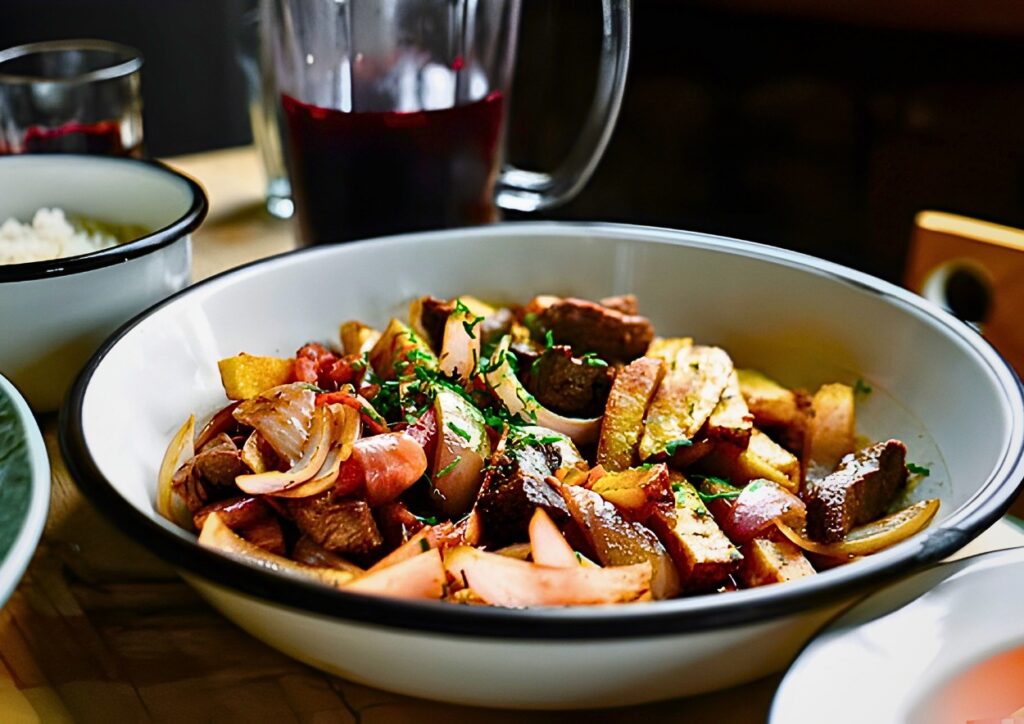 la Ruta del Lomo Saltado en Lima: El Festín de Fin de semana - MIRADAS ...